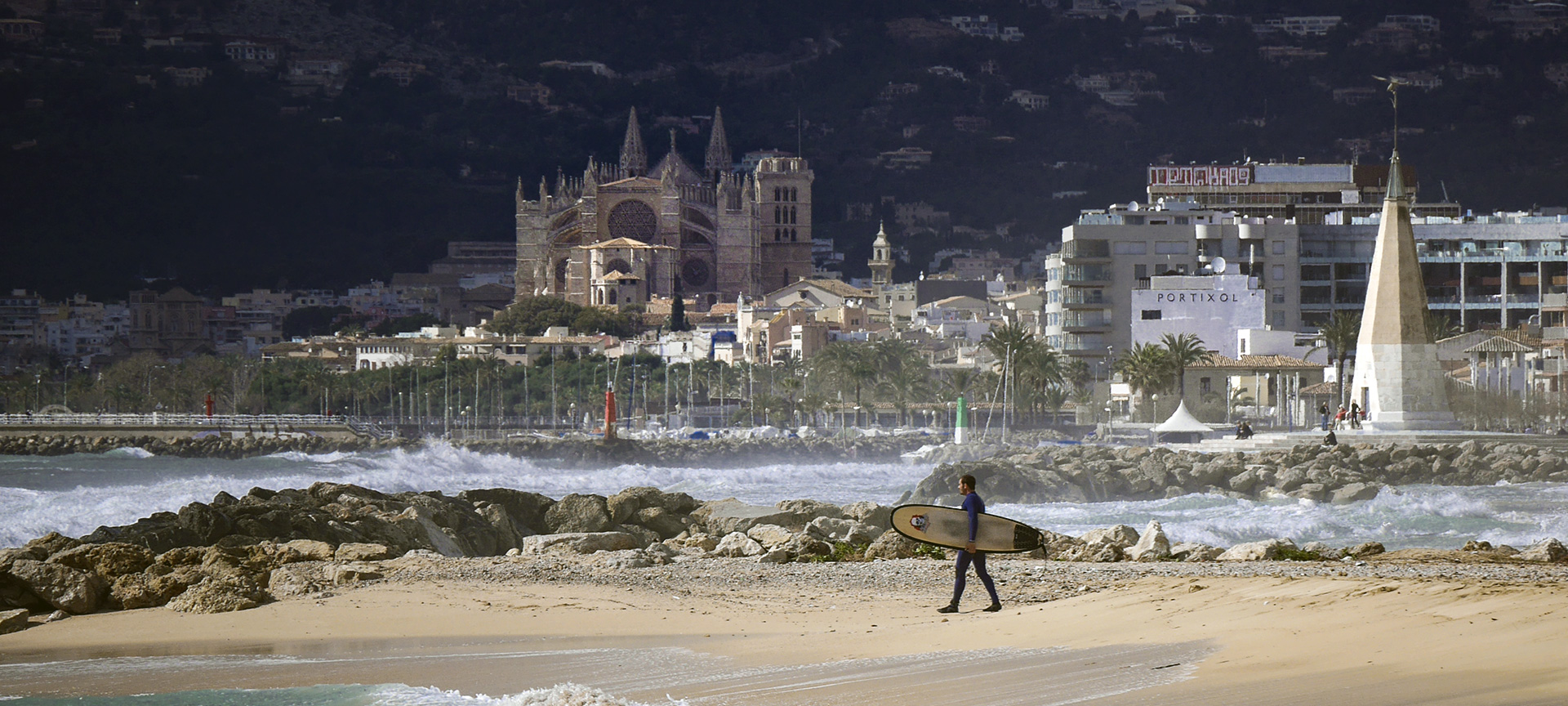 Playas urbanas en España: sol y mar sin salir de la ciudad - Guia turistica